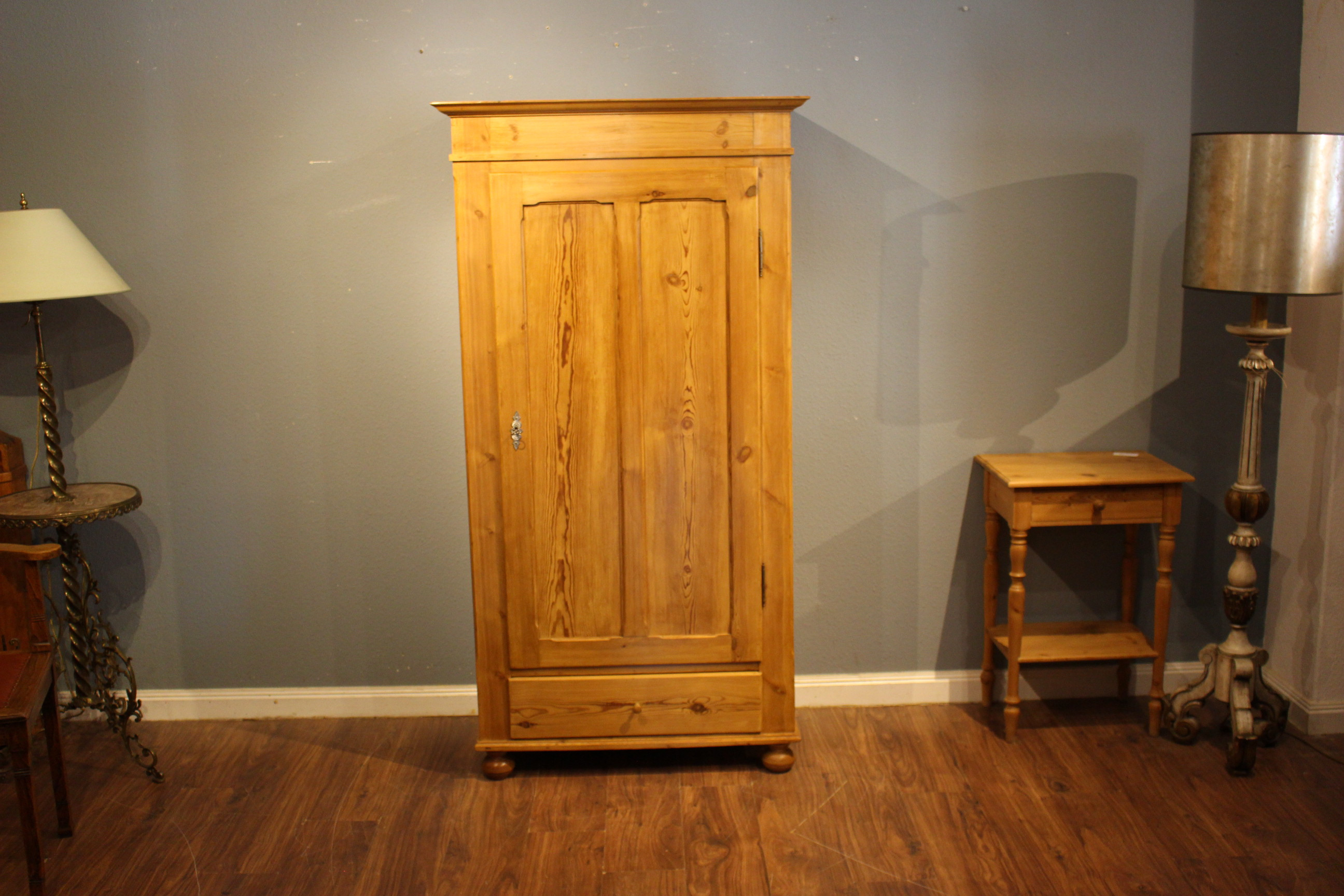 Schrank Klein Eintürig