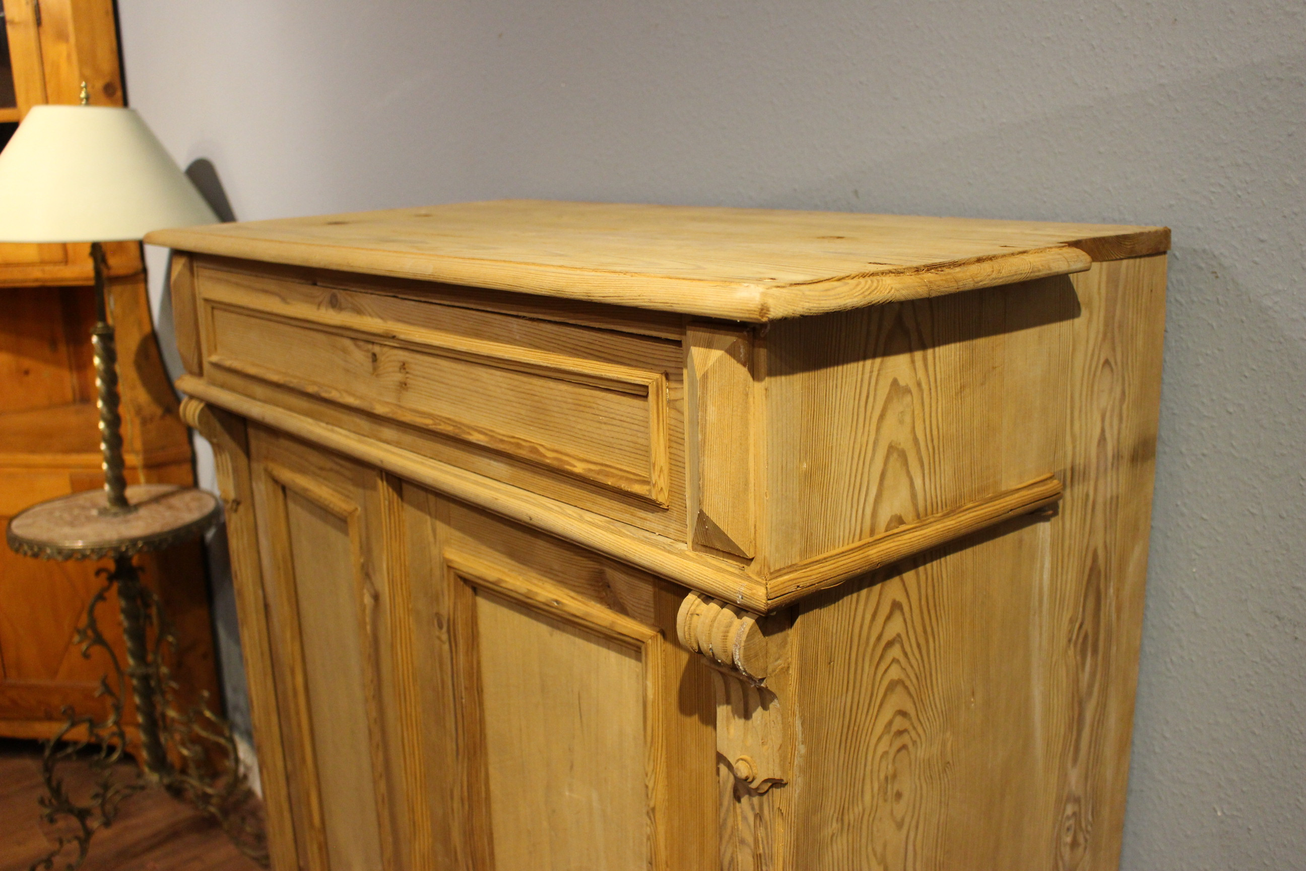 Großes Vertiko, Kiefer antik Gründerzeit