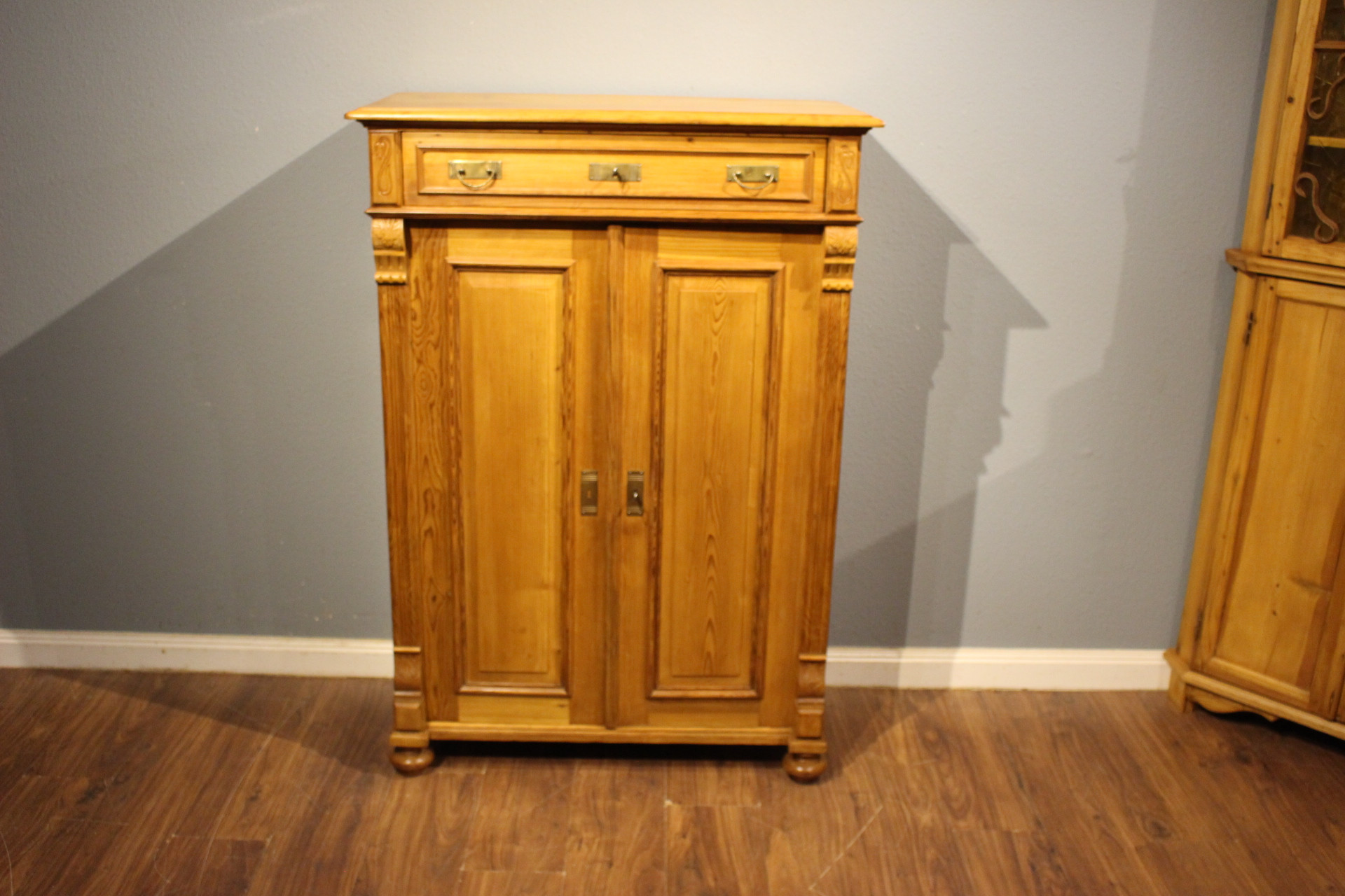 Großes Vertiko Jugendstil