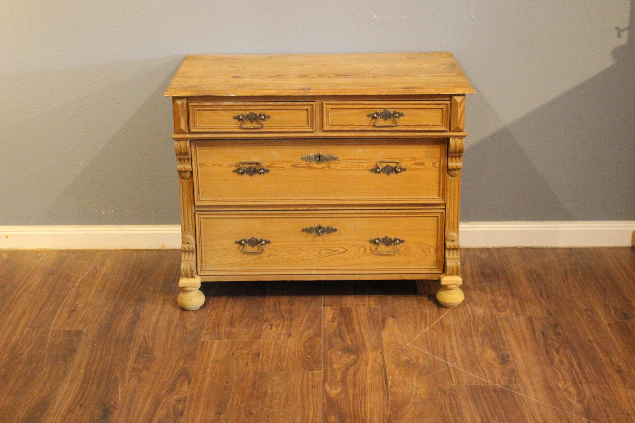 Kleine Kommode antik Gründerzeit, vier Schubladen