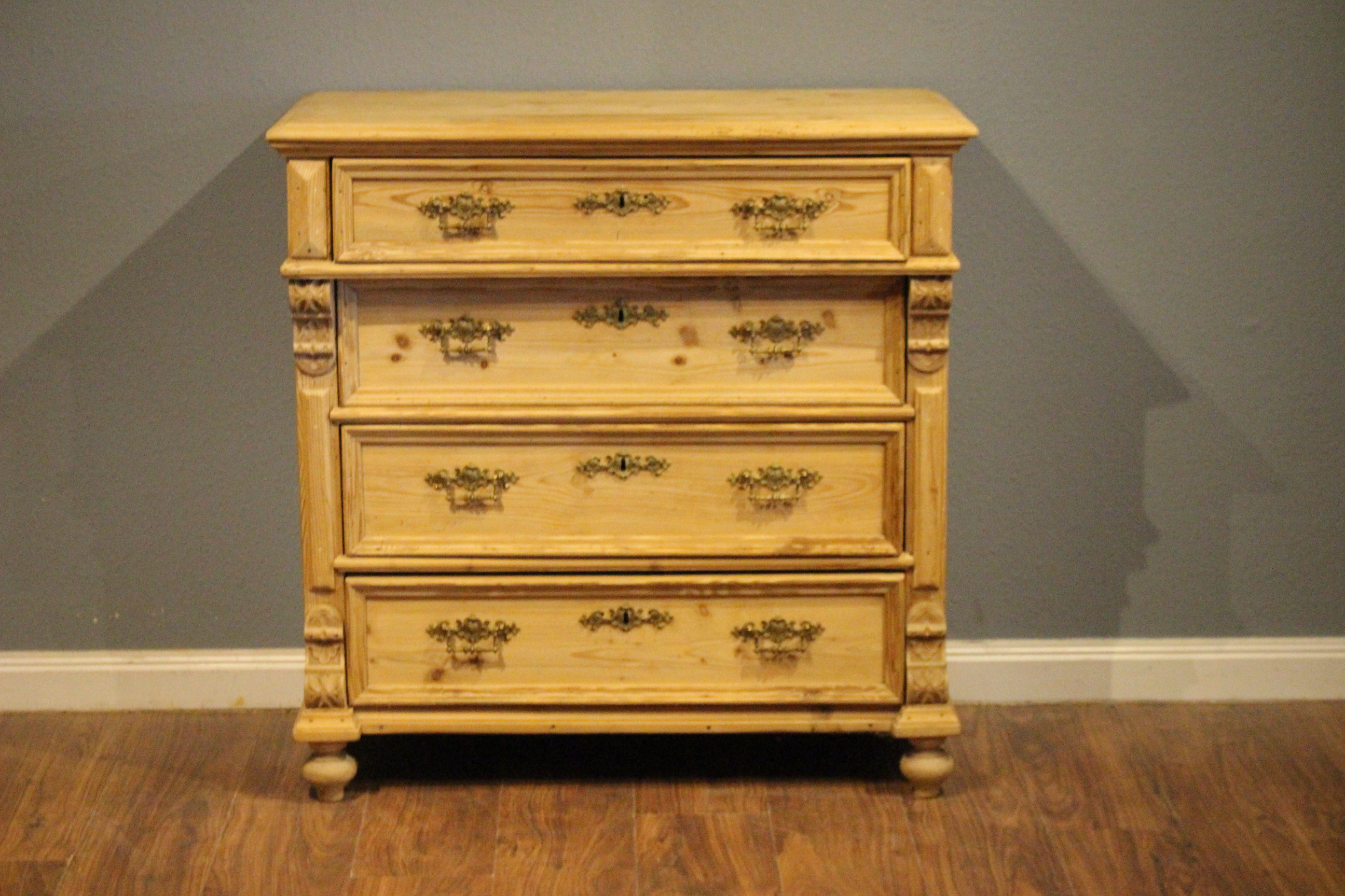 Kommode antik Gründerzeit, Kiefer, vier Schubladen