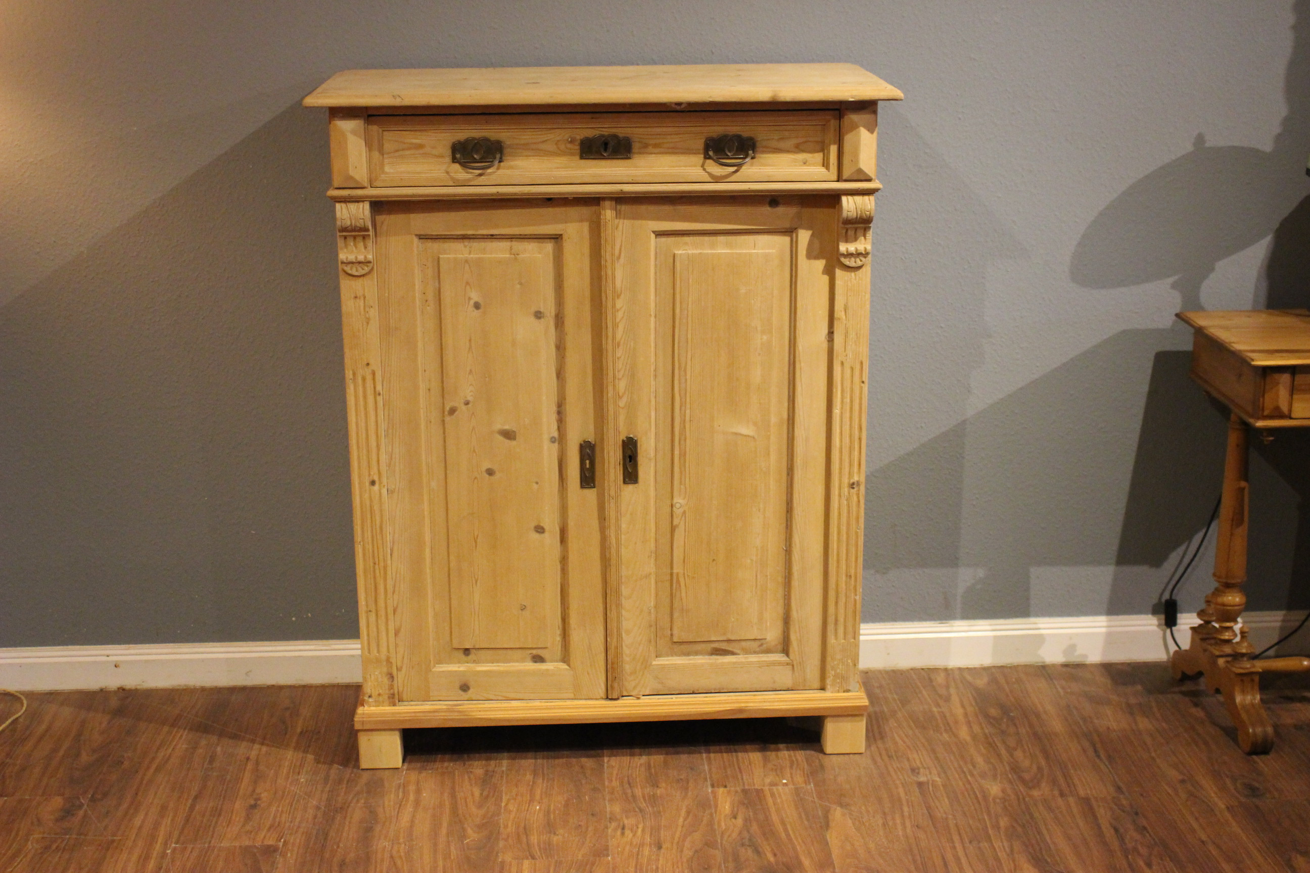 Vertiko aus der Gründerzeit Kiefer natur